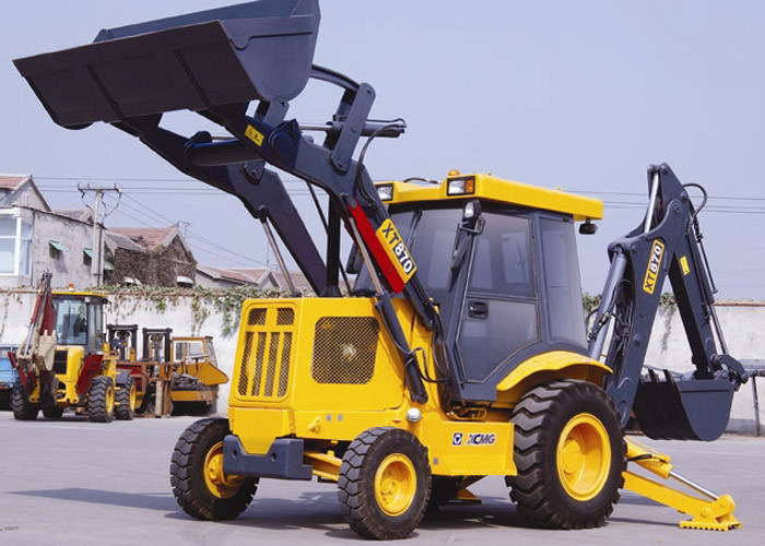 70KW Power Tractor Backhoe Loader XT870 , 0.3 m3 Rated Digging Backhoe ...